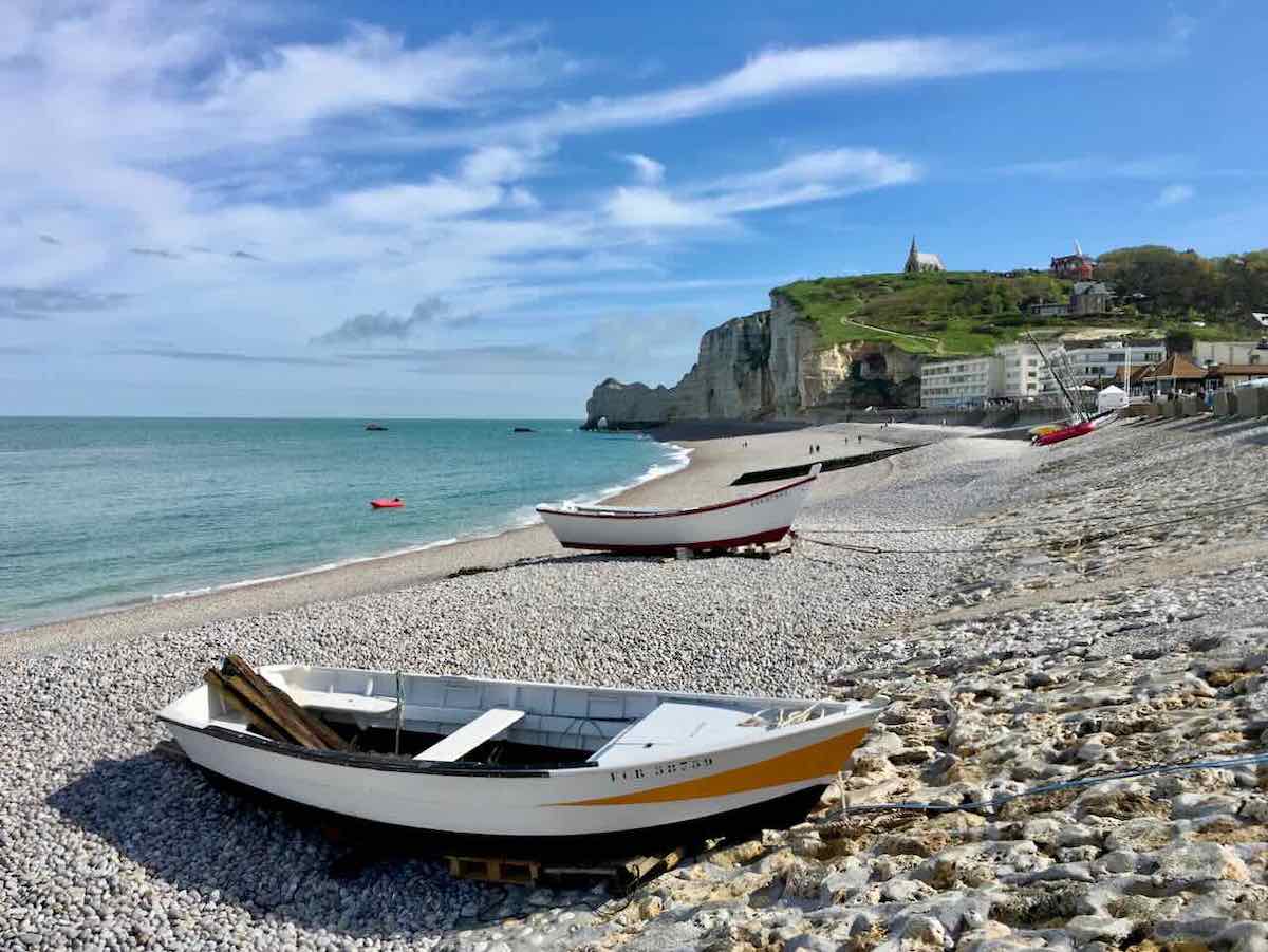 Taking Dogs on the Ferry to France from the UK - Travelnuity